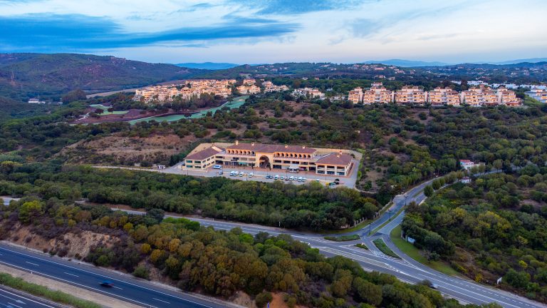 Location ⋆ Schellhammer Business School